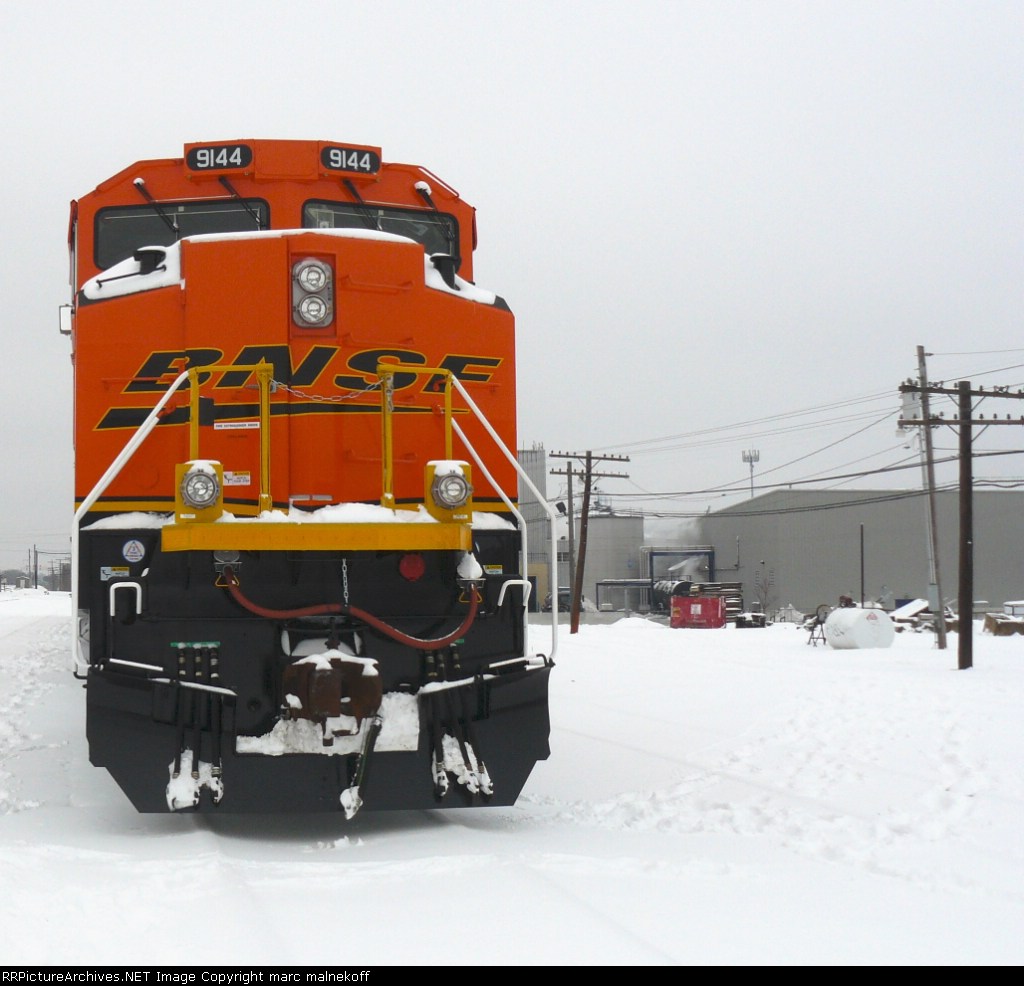 BNSF 9144